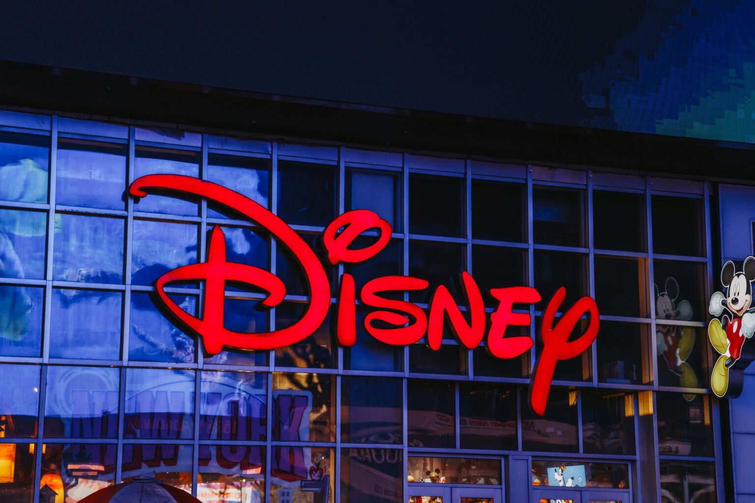 Disney Announces Major My Disney Experience Overhaul with Smarter ...